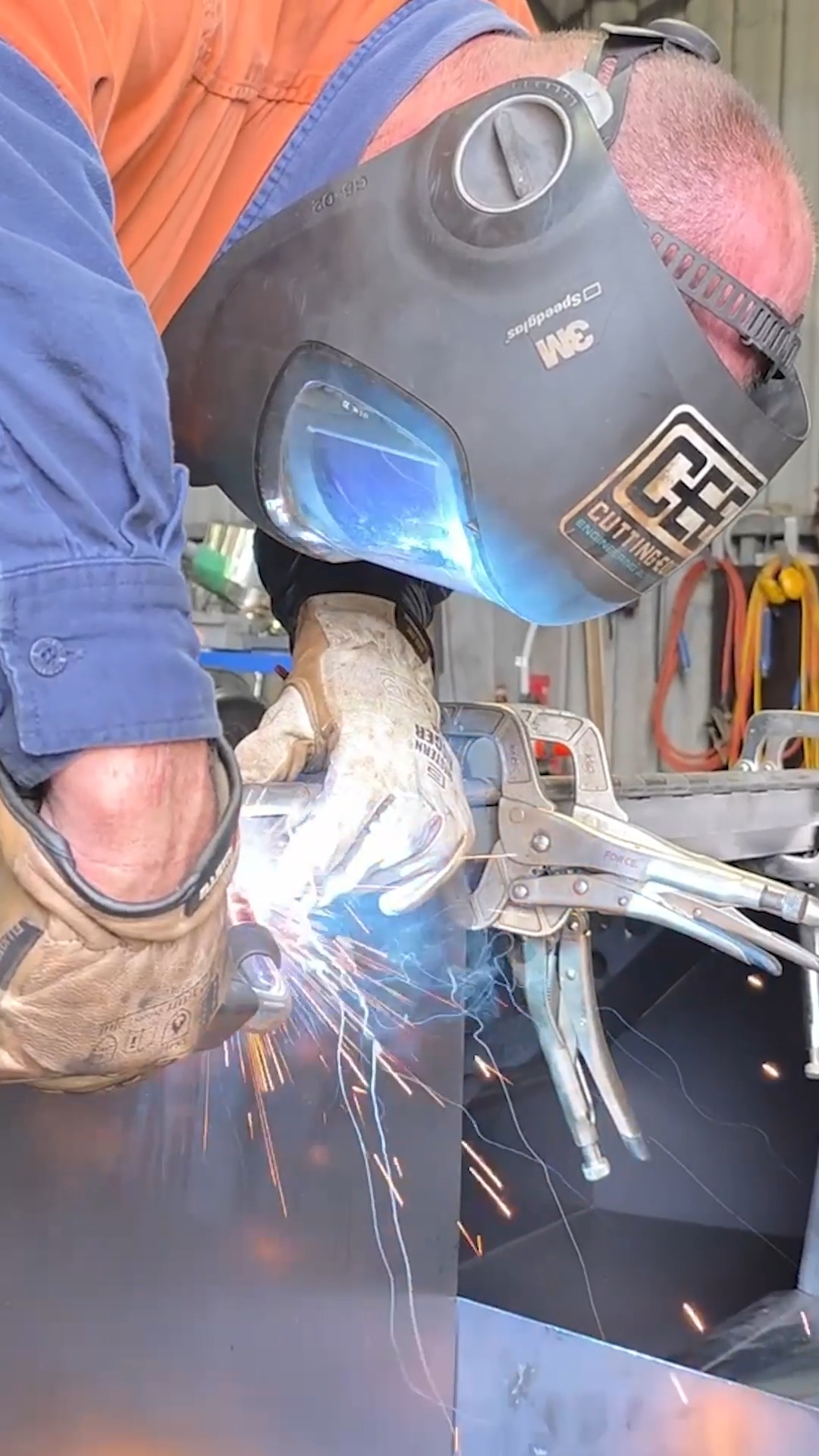 New heavy-duty parts washer