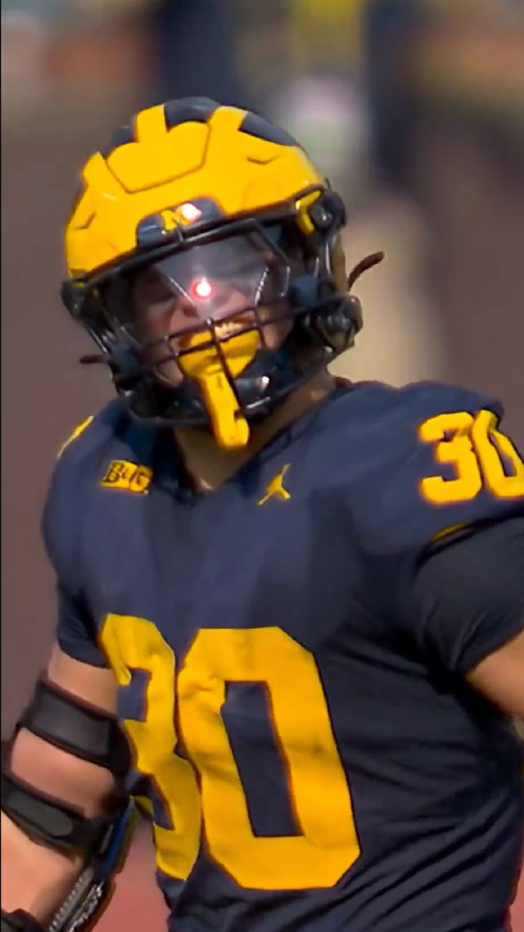 The best moments from Jimmy Rolder’s football tape