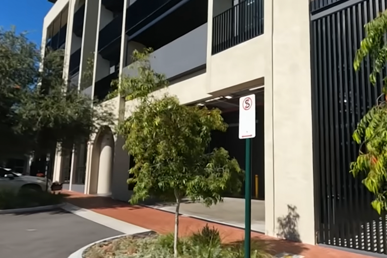 Aussie driver vows to 'fight' council after $100 parking fine: 'No signs'