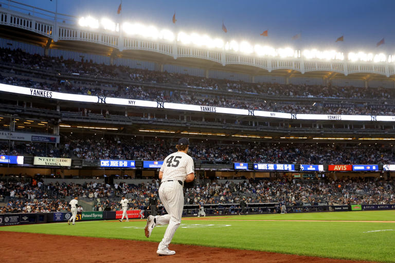 Top 10 MLB teams with the highest average attendance in 2026
