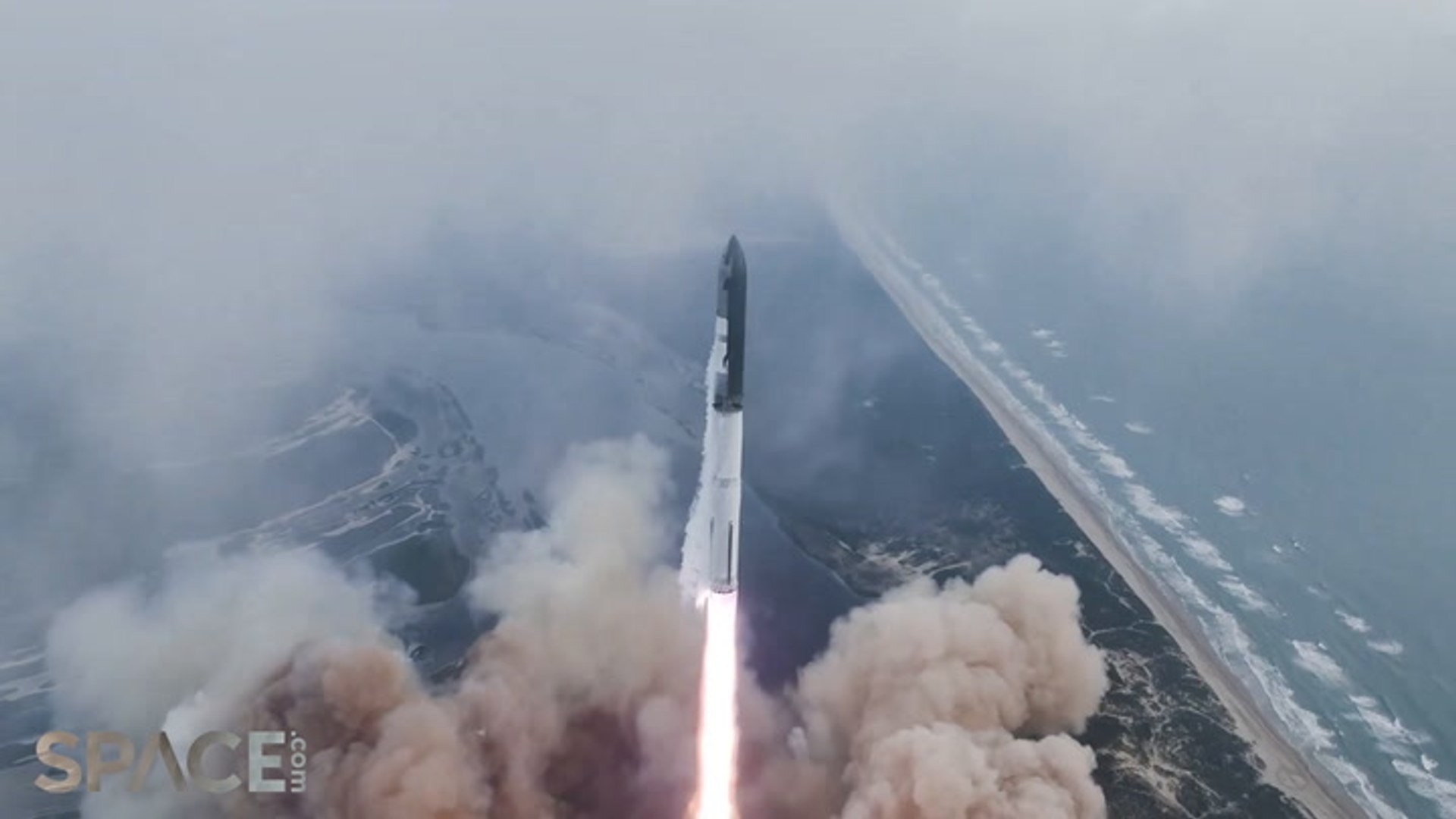 Slow motion film of SpaceX Starship launching shockwaves