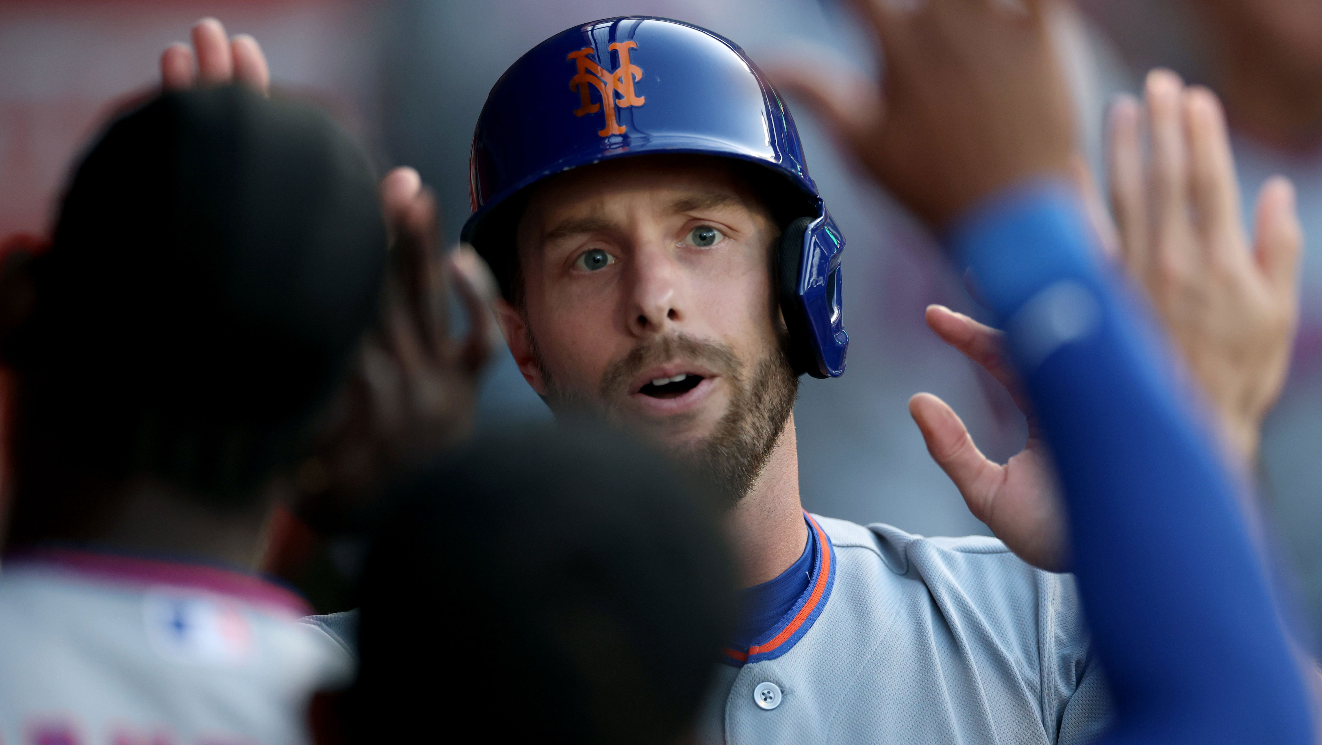 Mets await decision from 10-year MLB veteran after roster move