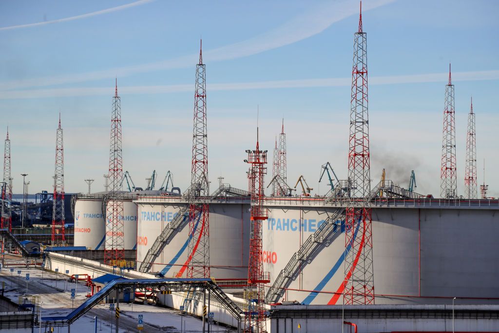 Ukraine strikes major Russian oil pumping station supplying Moscow ...