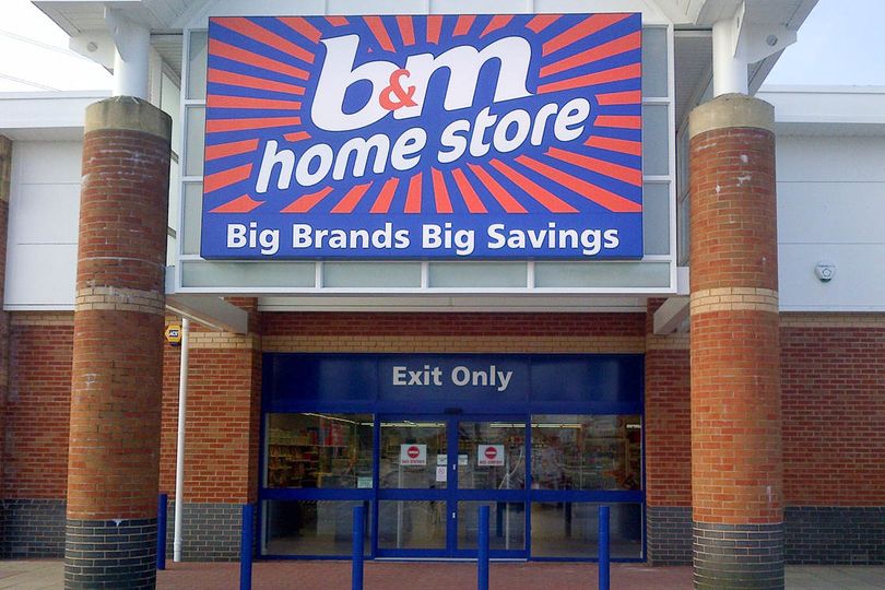 Cool down on the go for 2 hours with B&M £4 item hailed perfect solution