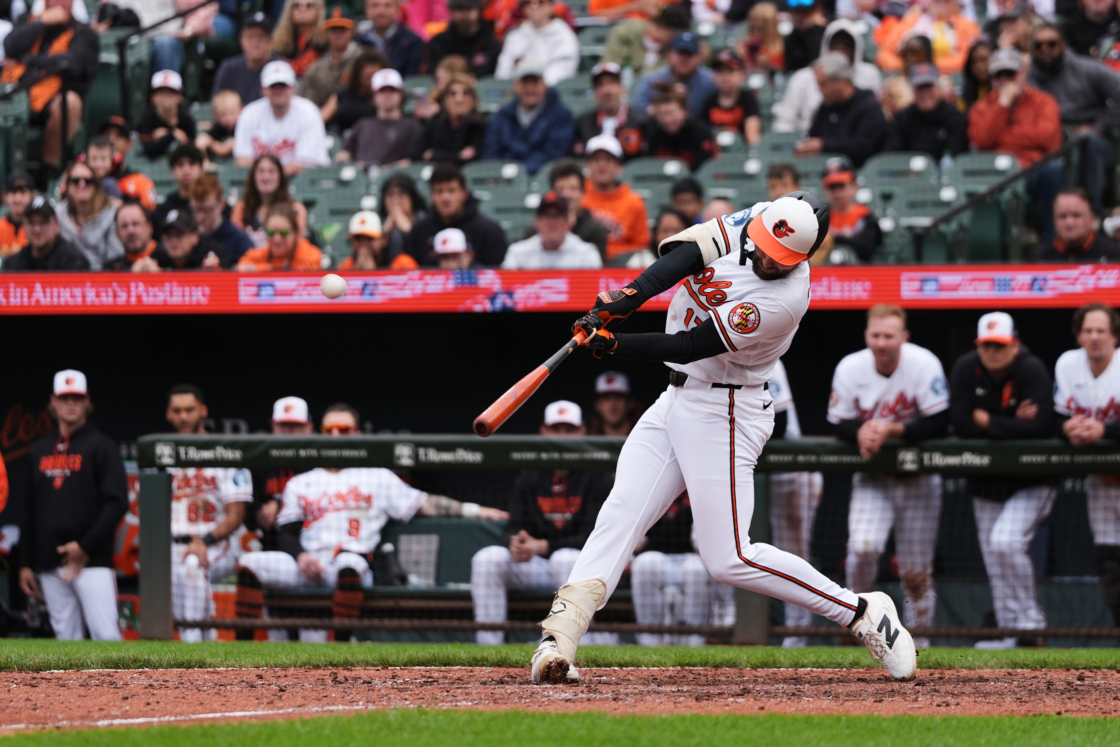 Cowser's 3-run homer with 2 outs in 9th gives Orioles 5-3 win, deals ...