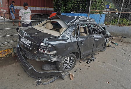 Teacher dies, four kids hurt as car falls off flyover near Chennai's ...
