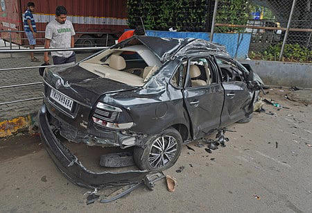 Teacher dies, four kids hurt as car falls off flyover near Chennai's ...
