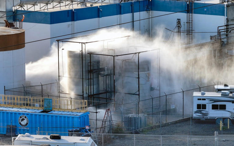 Ghouls haunt evacuated Orange County blast zone — cops make multiple ...