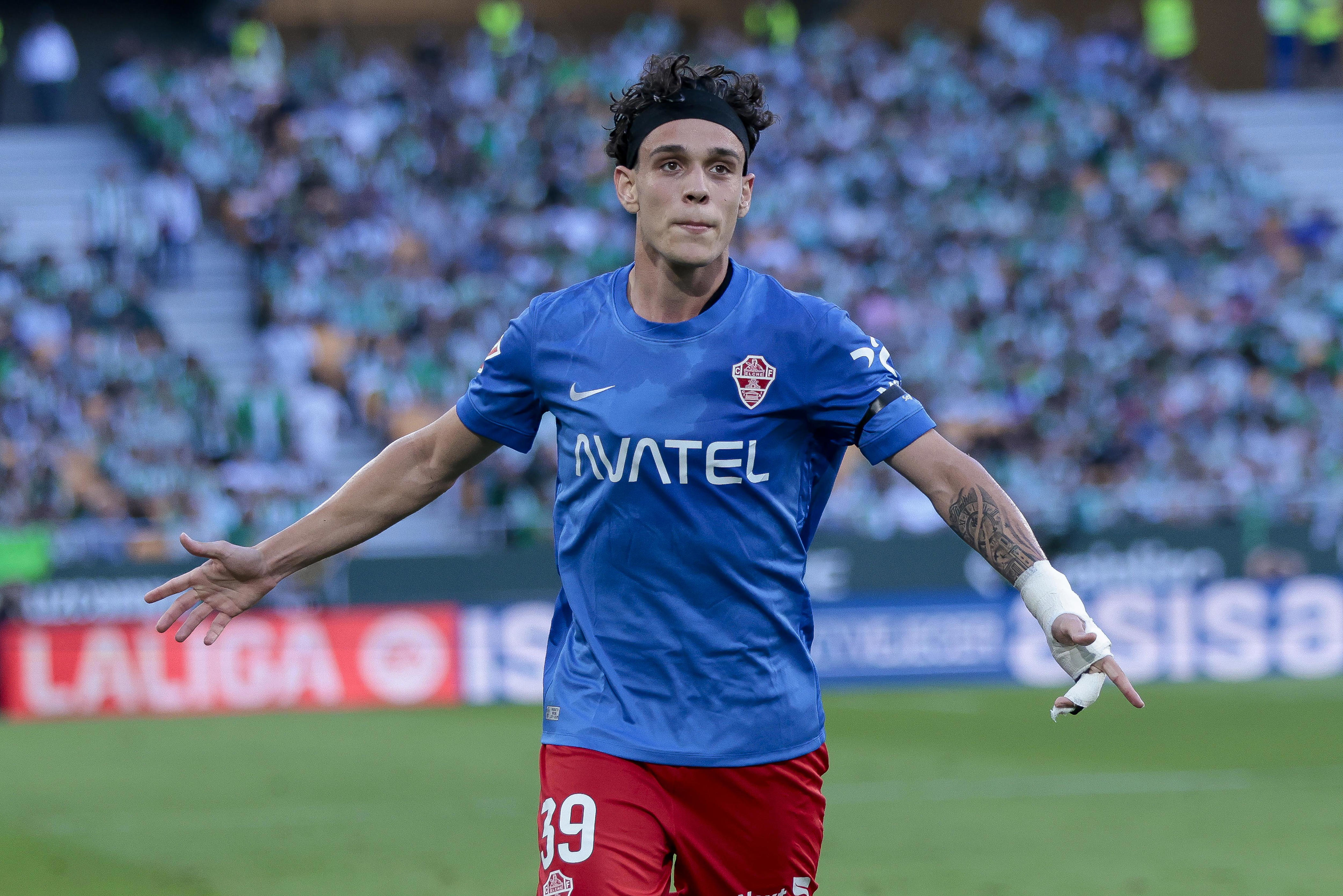 ‘I’ve learned and improved’ – Hector Fort says heartfelt goodbye to ...