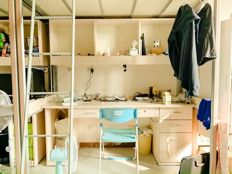 College freshman pressured to pay more of $150 dorm fine after both ...