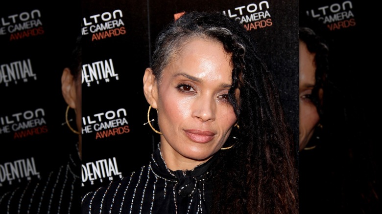 Lisa Bonet's stunning gray hair evolution, in photos