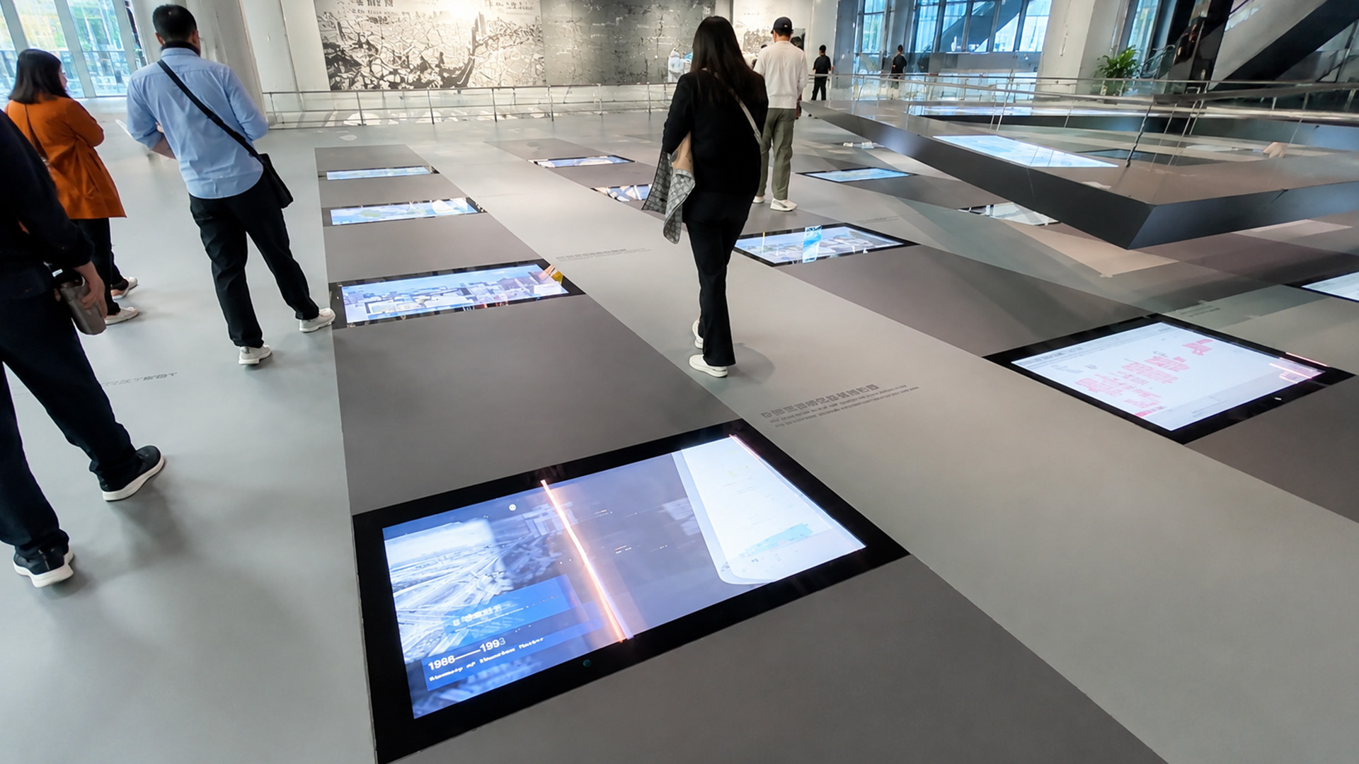 Interactive museum displays bring modern Chinese art to life