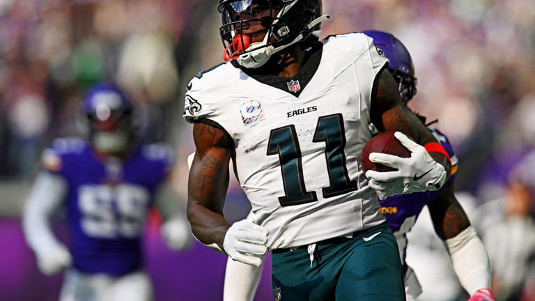 'Final countdown' to AJ Brown trade starts as 3 NFL teams are lurking