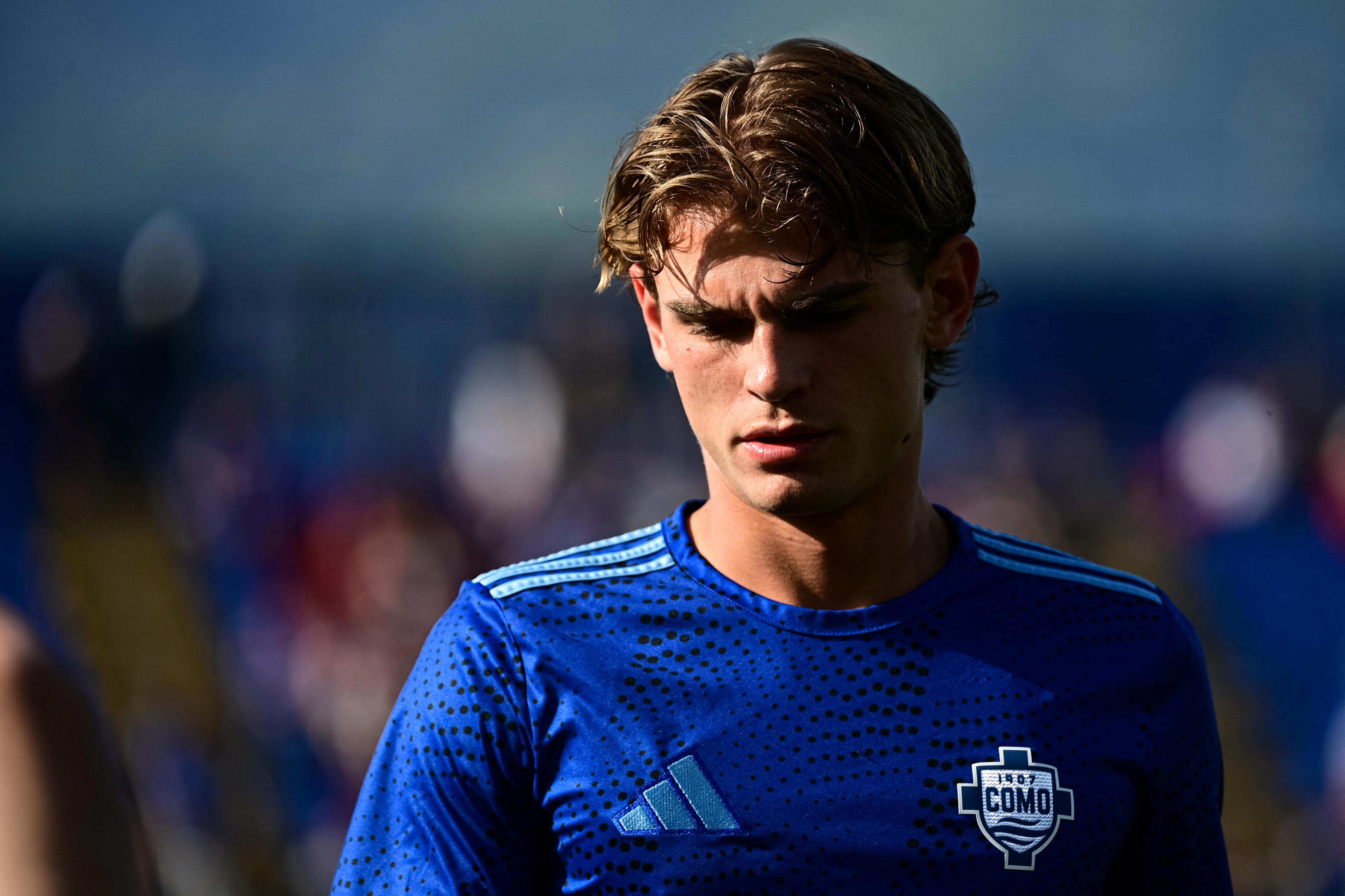 Nico Paz named best midfielder of Serie A in 2025-26