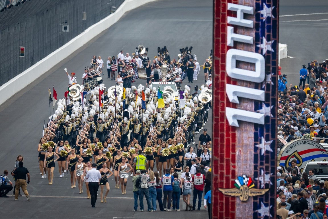 Unforgettable photos from the historic 110th Indianapolis 500