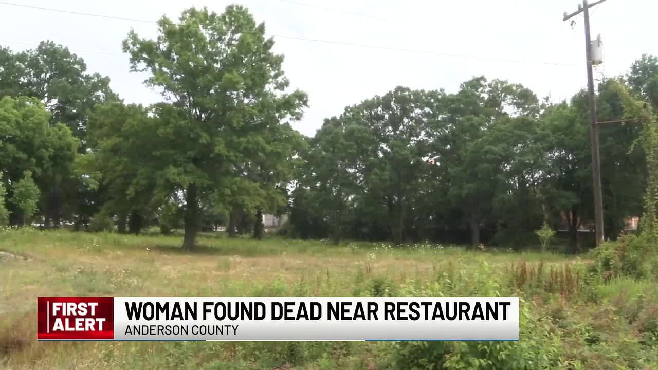Deputies report body found near Anderson County restaurant