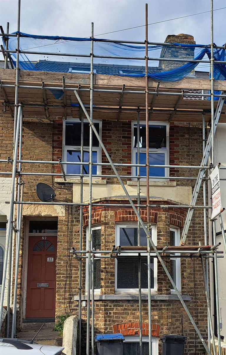 ‘It’s like living in Ramsay Street from Neighbours’: But residents in ...