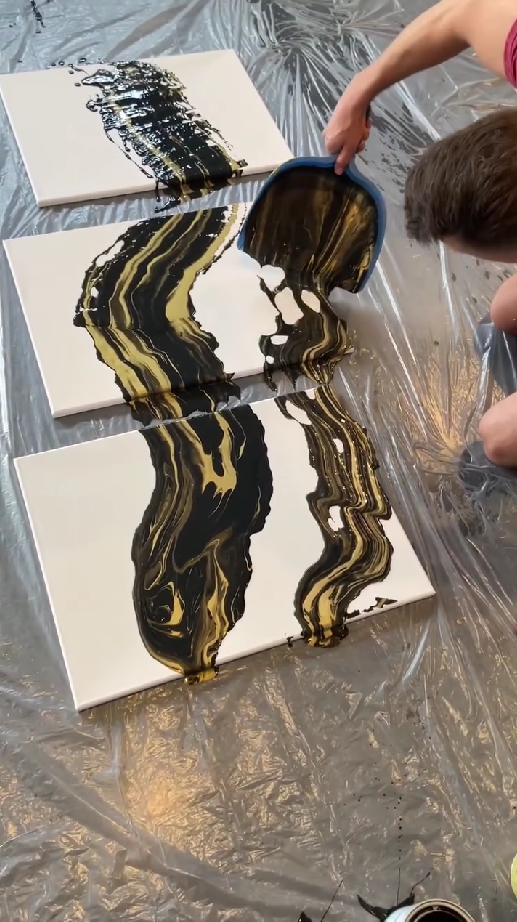 Easy home DIY wall art that looks professionally made
