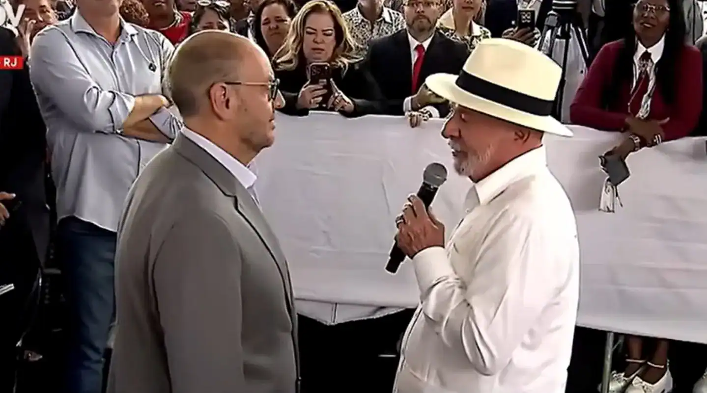 Lula elogia Ricardo Couto, governador interino do Rio, em evento da Fiocruz
