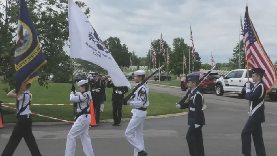 Solemn ceremony at National Cemetery of the Alleghenies honors veterans ...