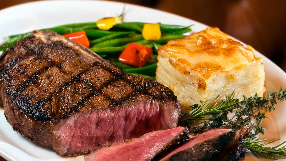 Vegetarian's refusal to buy steak sparks online debate
