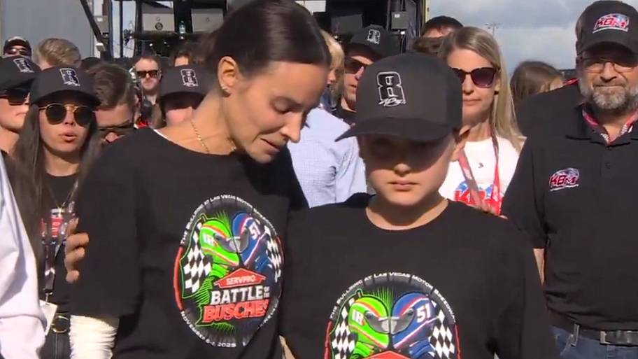 Busch family makes emotional first public appearance since tragedy