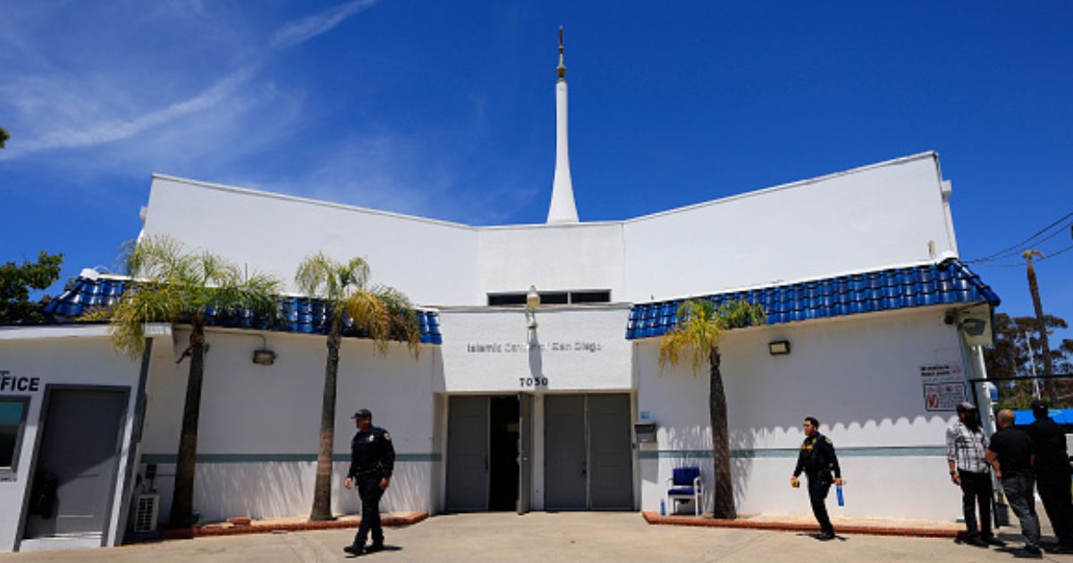 Mosque shooter identified as apparent neo-Nazi with Hispanic name