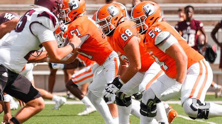 Baylor football gains commitment from 2027 OL Chase Allen: What it ...