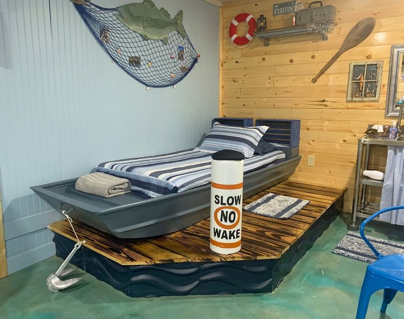 This rustic Oklahoma stay is all about cabins, open land, and total ...