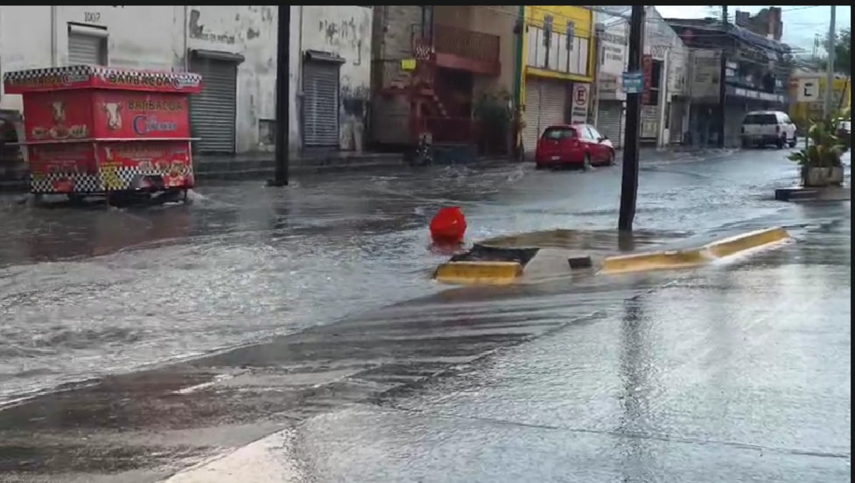 Reportan tormenta eléctrica en Apodaca y fuertes lluvias en otros ...