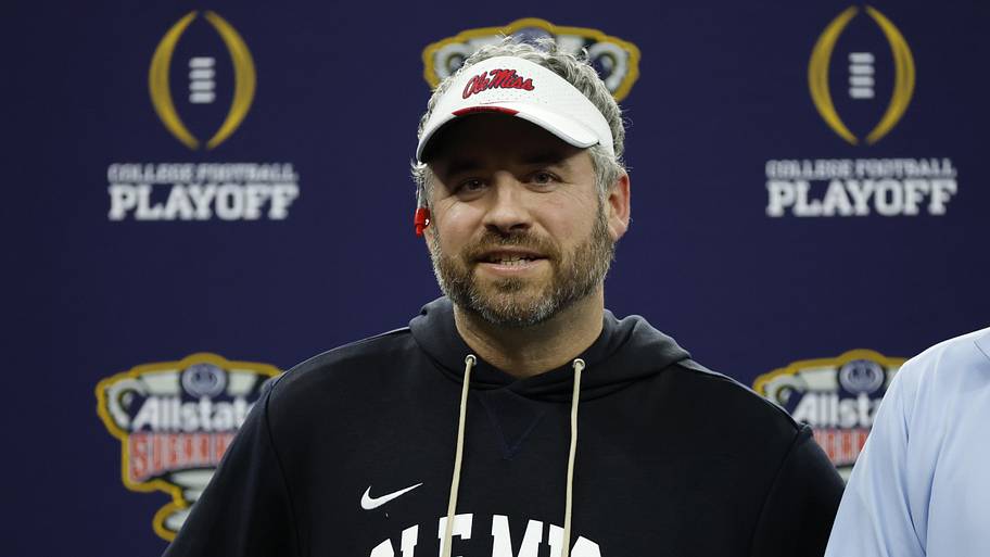 Pete Golding's career: What stops led him to become the head coach of ...