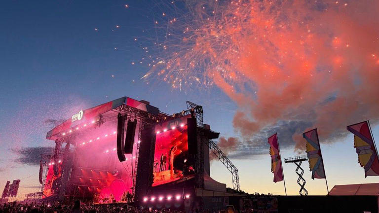 Olivia Dean brings the curtain down on Radio 1's Big Weekend with ...