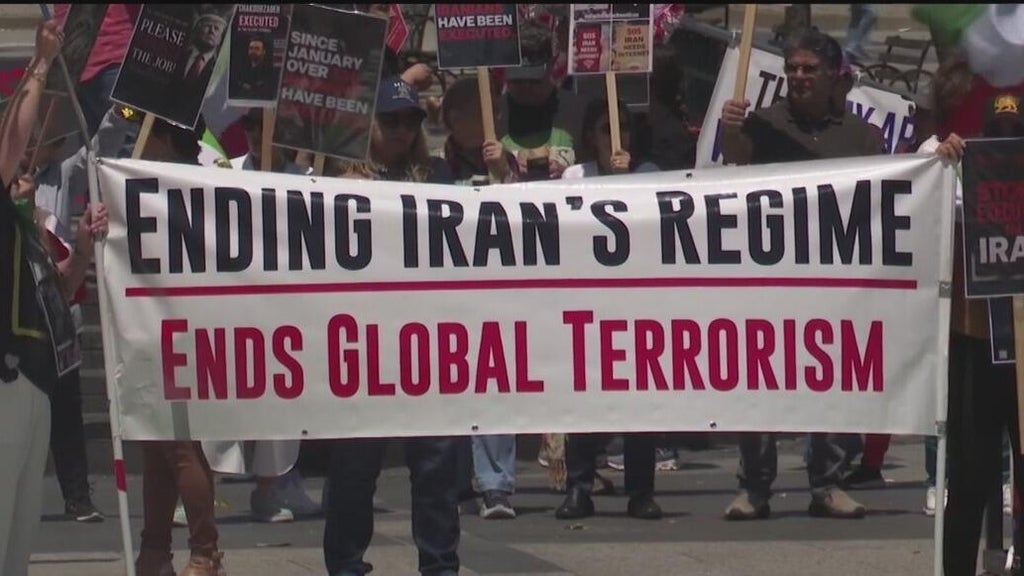 Iranian Americans at San Francisco rally oppose immediate end to war in ...