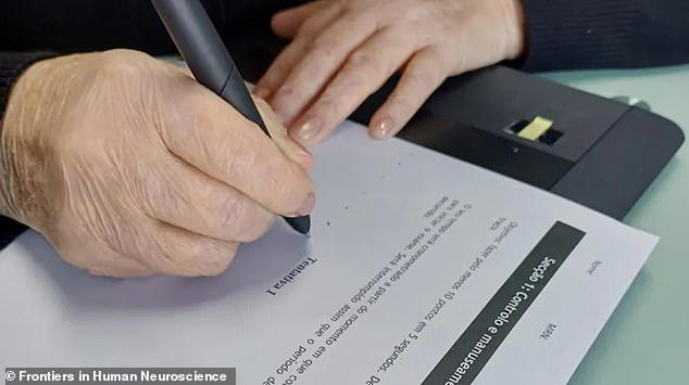 The subtle handwriting trait that may be an early sign of cognitive decline