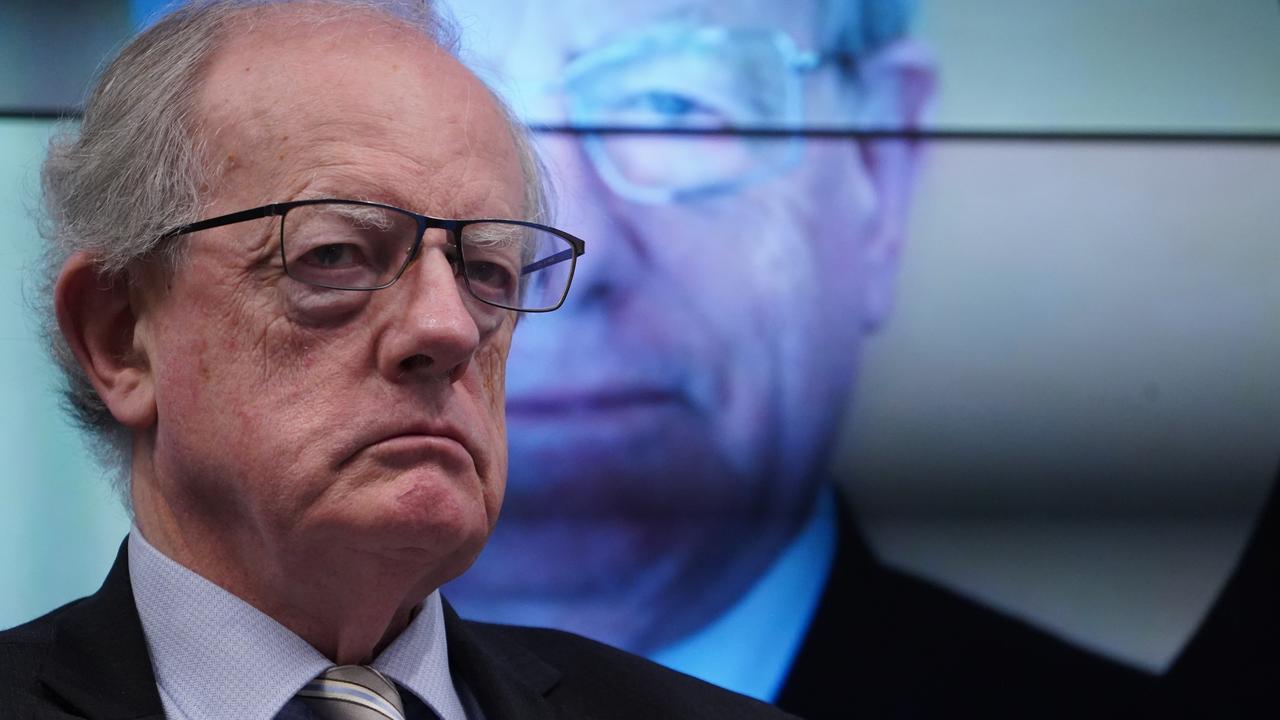 Early resignation of chief rocks corruption watchdog