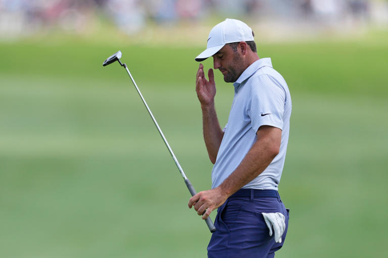 Wyndham Clark shoots 60 to win Byron Nelson, pulling away from Si Woo ...