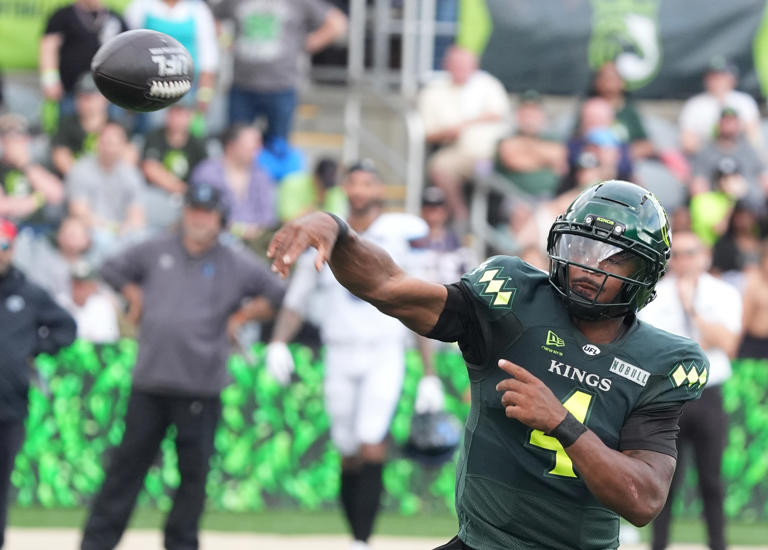 Louisville Kings beat Dallas Renegades, control UFL playoff destiny