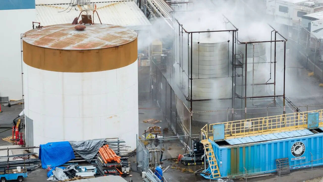 Latest updates on chemical leak in Garden Grove: Explosion fears ...