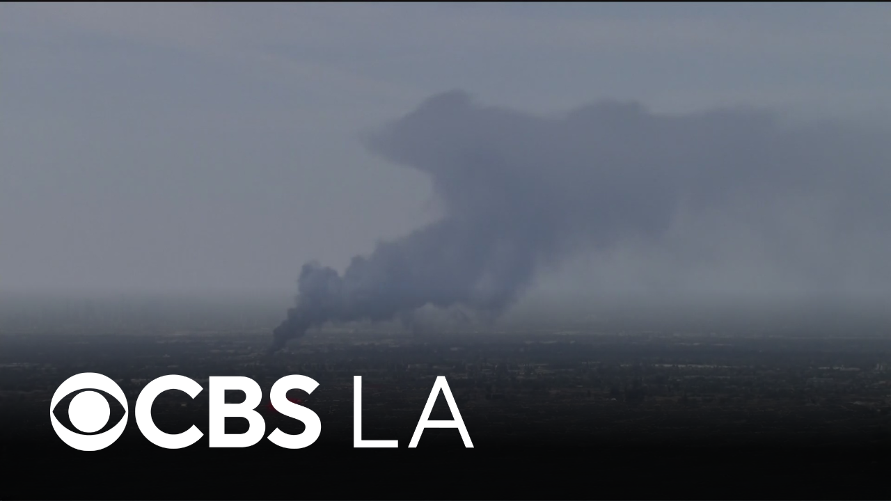 LA County firefighters extinguish blaze at South Gate tire facility ...