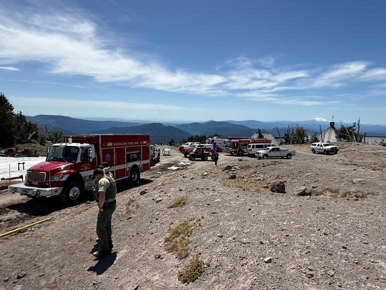 Mt. Hood climber rescued from under fallen boulder near Timberline Lodge