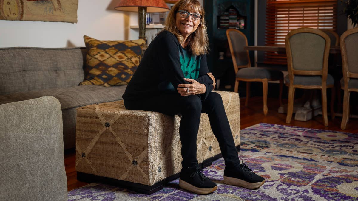 Karen Allen, 74, looks remarkably similar to her 'Raiders of the Lost ...