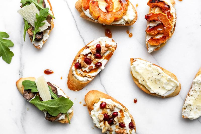 19 bread-based snacks that impress guests