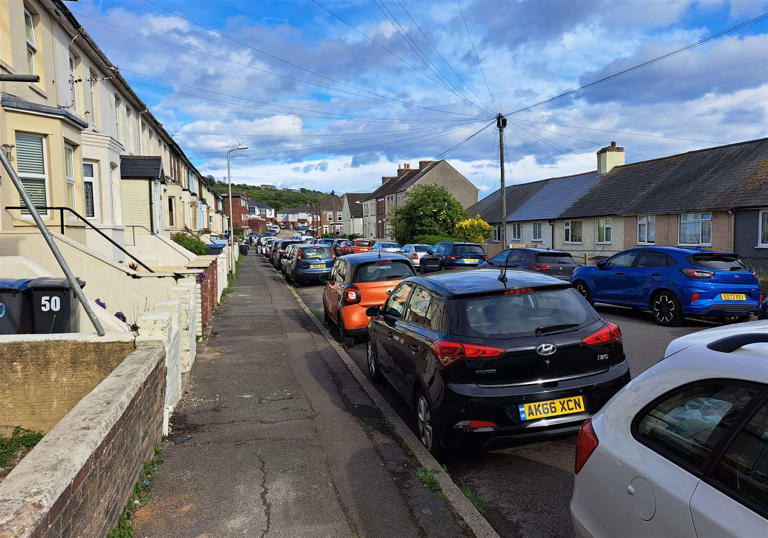 ‘It’s like living in Ramsay Street from Neighbours’: But residents in ...