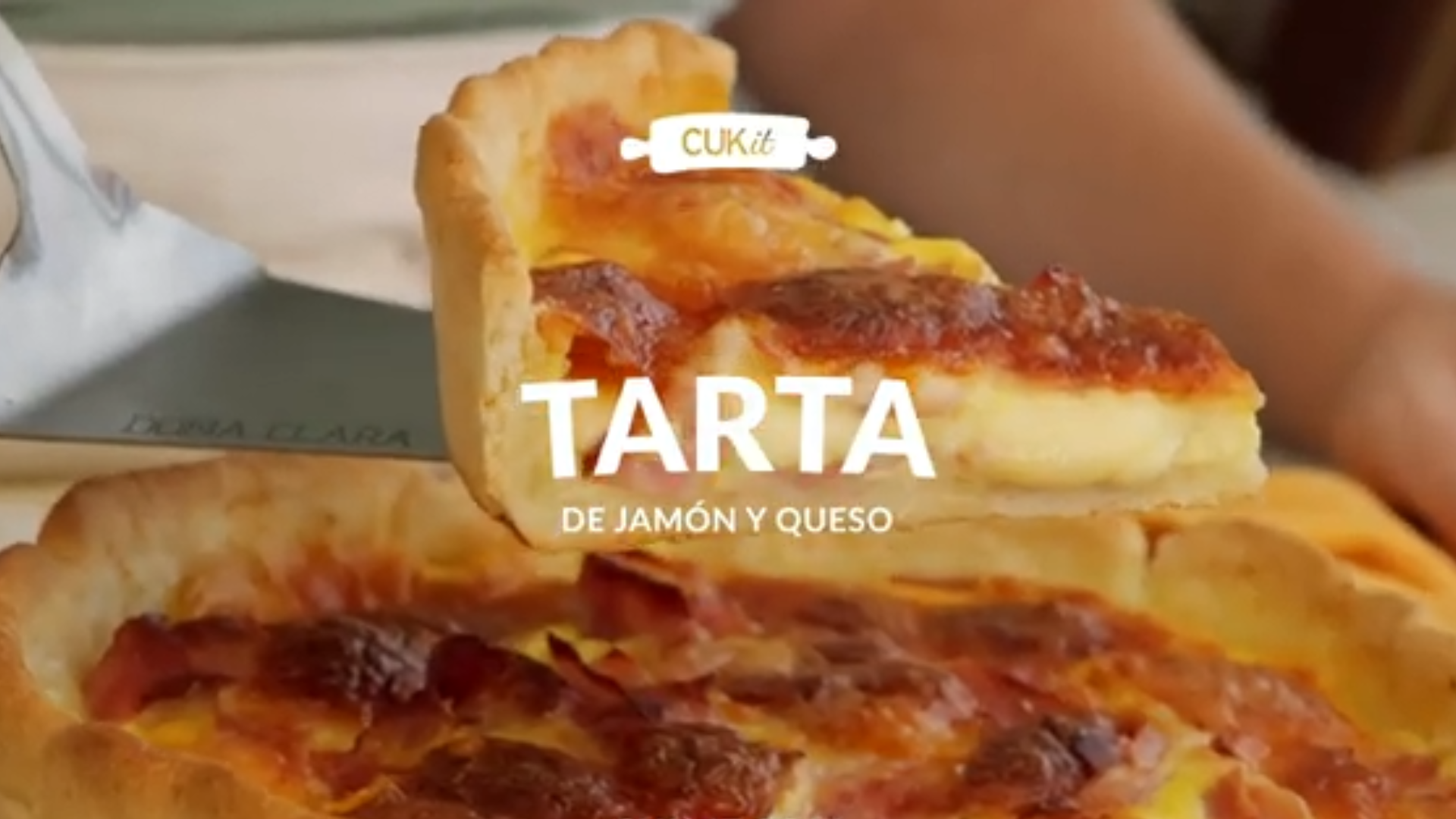 Tarta de jamón y queso con masa casera irresistible