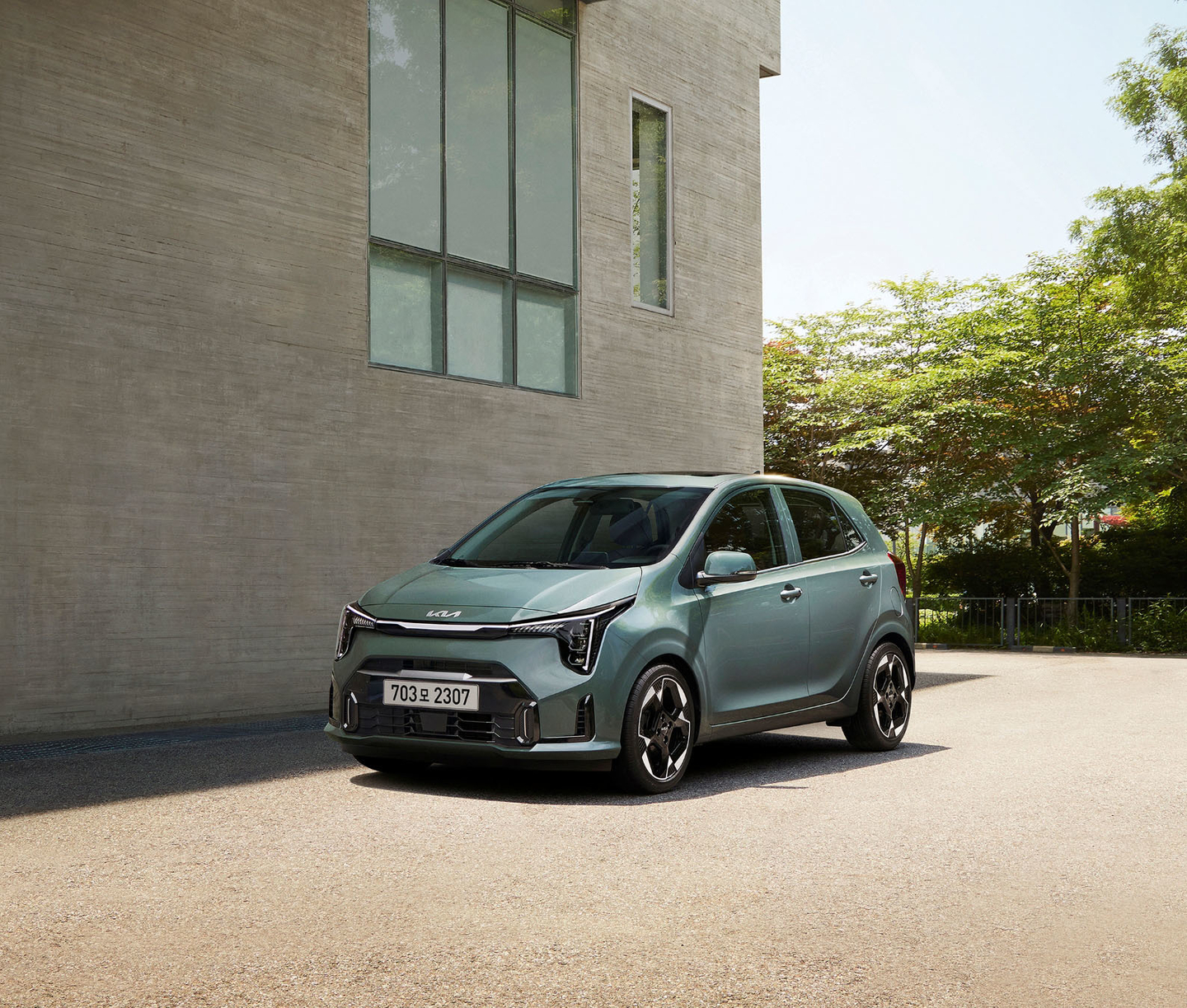 Compact cars find their lane as buyers prioritize price, fuel ...