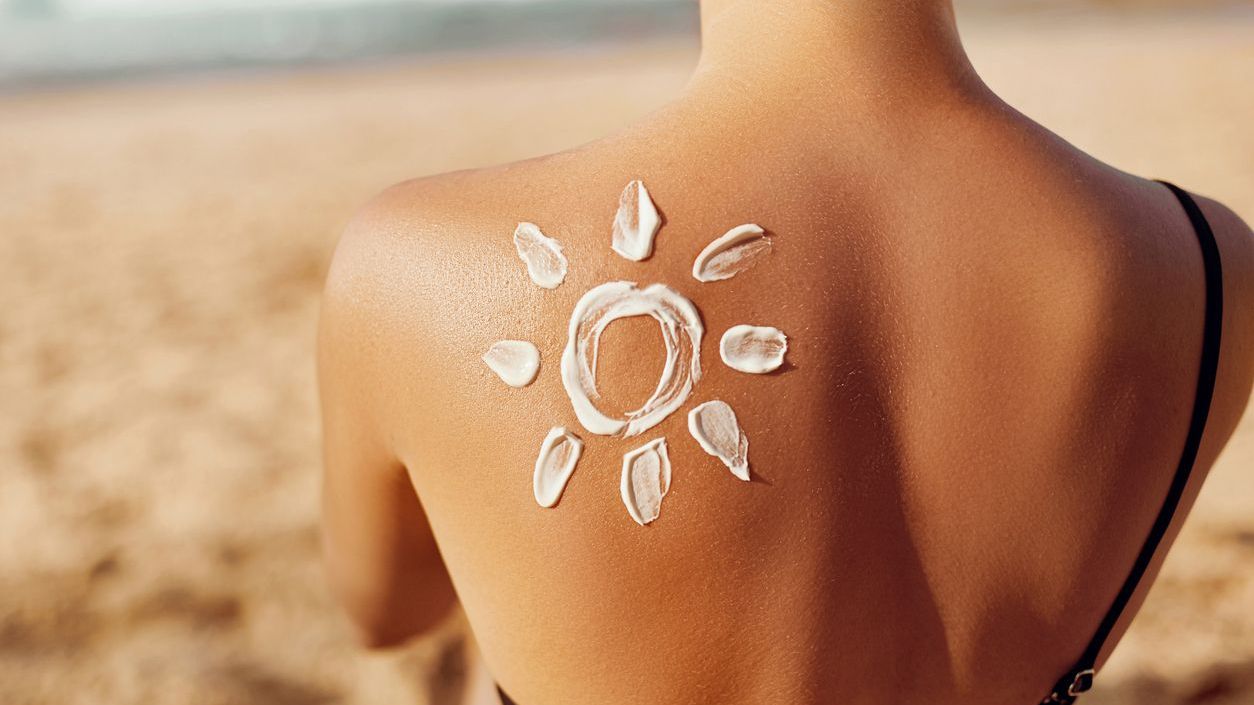 Dermatologists warn about these common sunscreen myths