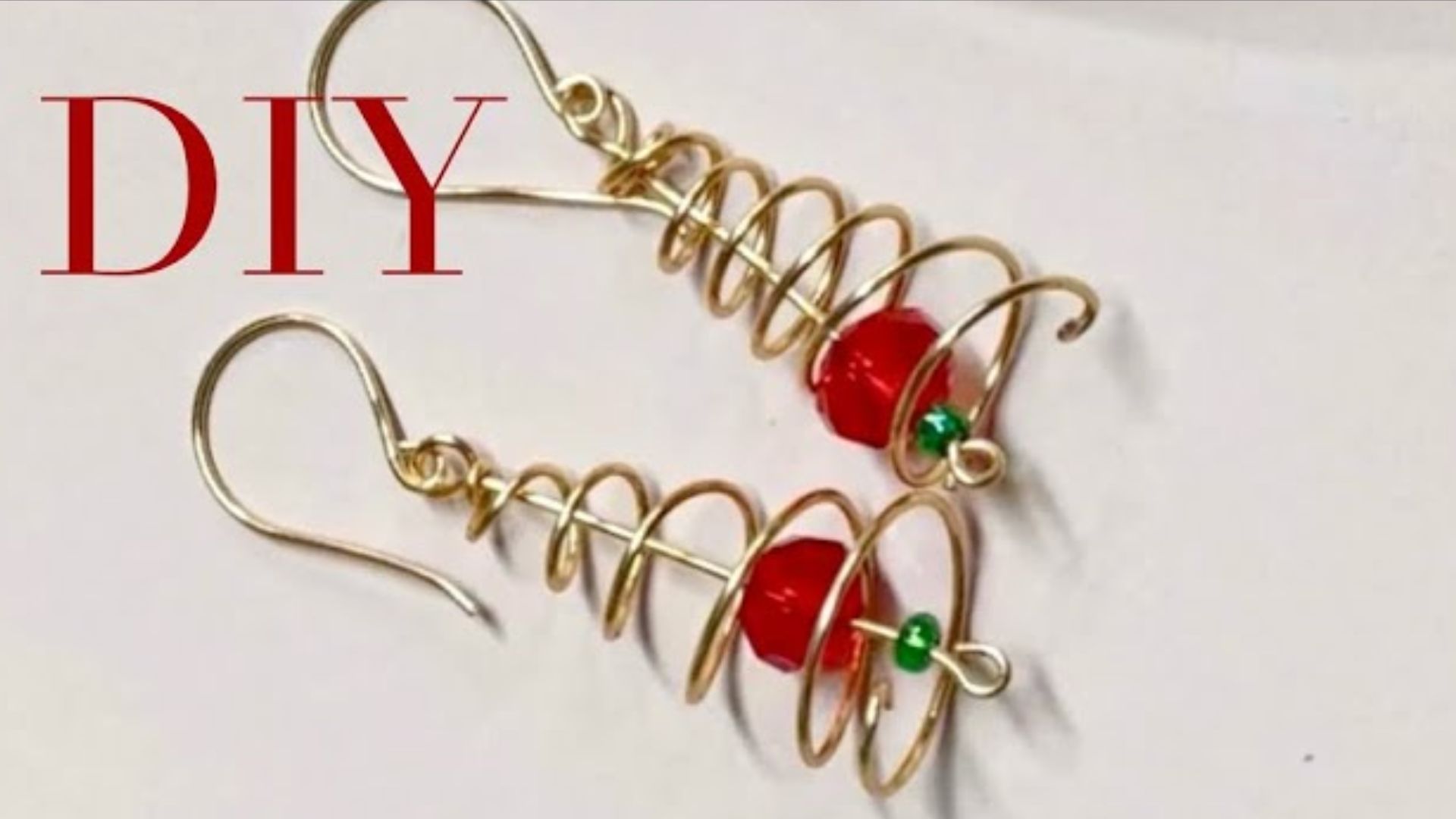 DIY wire jewelry: Handmade jewelry you can make at home
