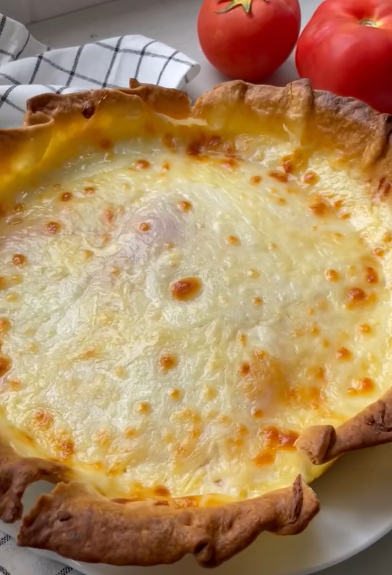 Pastel salado de jamón, tomate y queso con masa quebrada: receta fácil ...