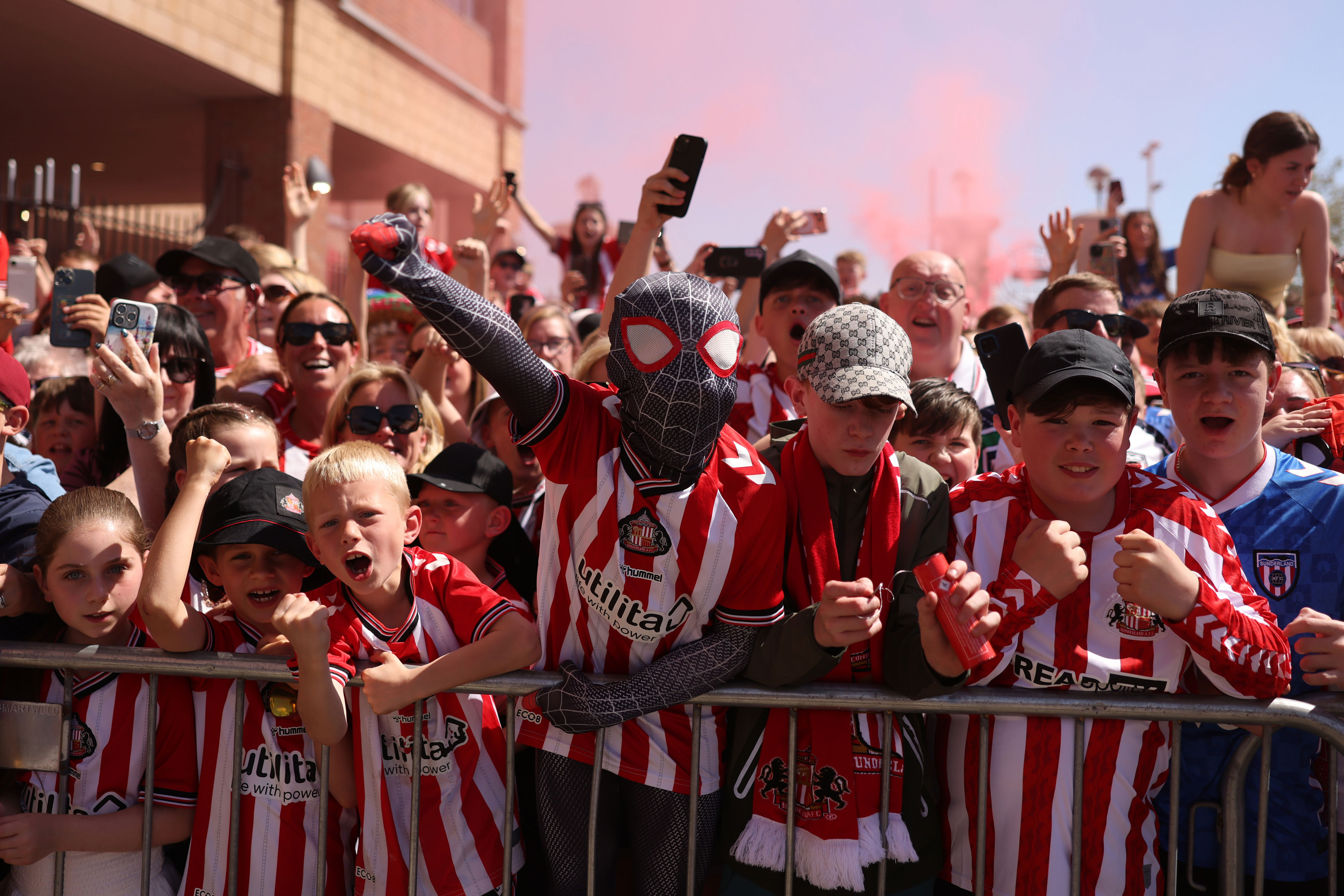 Tom Burwell sends rallying Sunderland fans message after historic ...