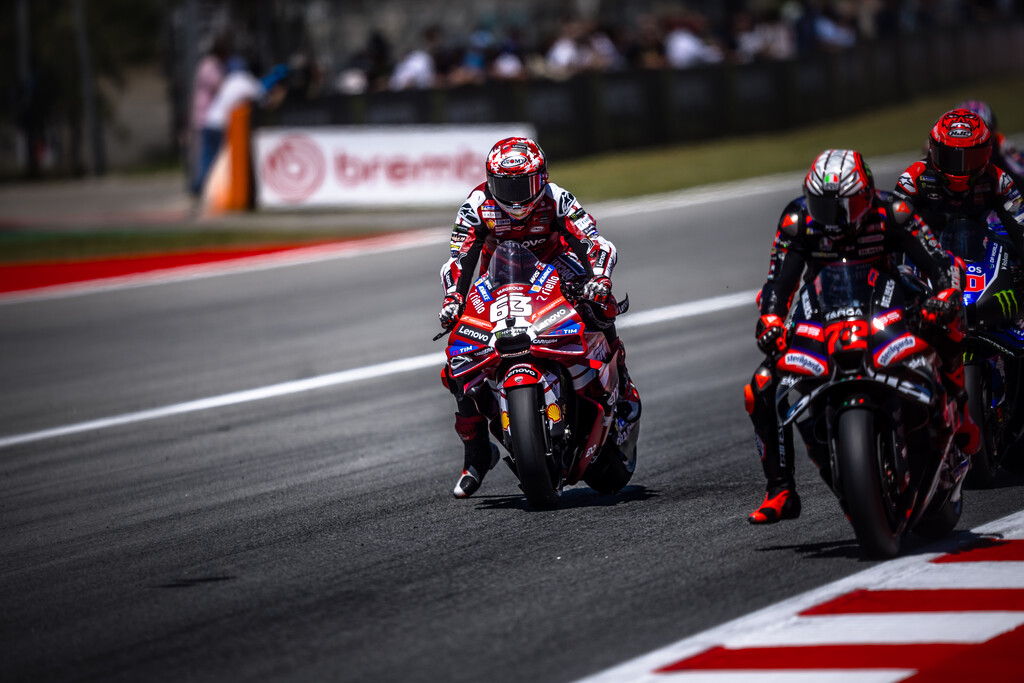 La otra carrera de Mugello. Ducati y KTM lucharán por quedarse para ...